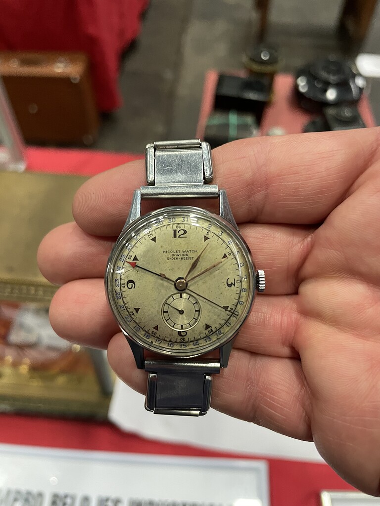 Reloj con dos segunderos. ¿Alguien sabe por qué? - Hablemos de Relojes ...