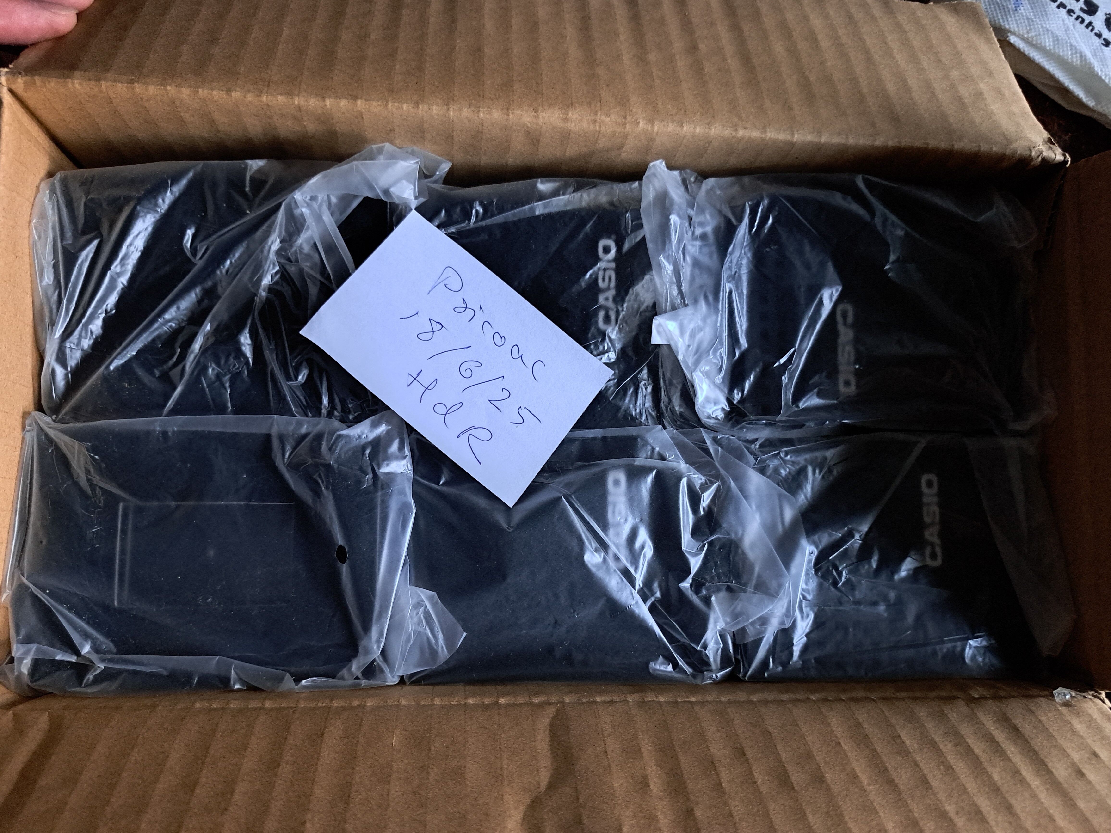 Vendido 6 cajas de Casio de metacrilato por nada y menos - Bazar - HdR